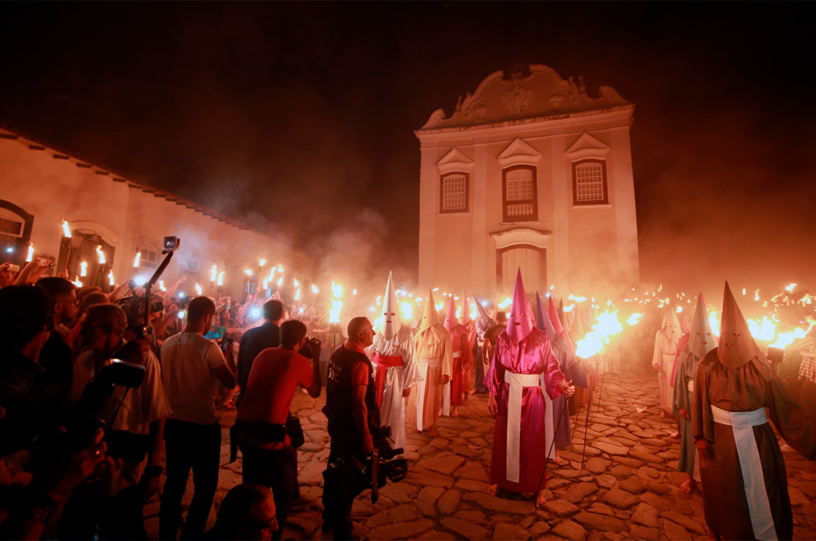 Festa Popular Da Região Centro-oeste - FDPLEARN